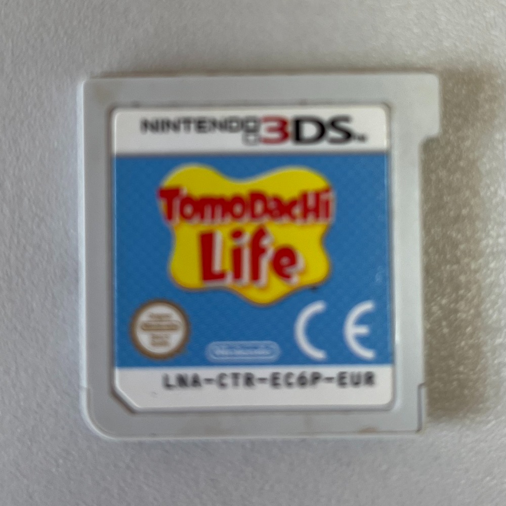 Pre-owned Nintendo Tomodachi Life - Own4Less